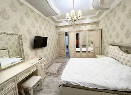 Сдается 4-х комнатная в центре, в новостройке Габус