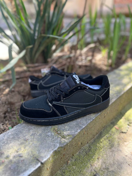 Nike Air Jordan Travers