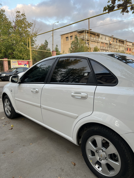 Gentra 2018 Avtomat 3 pozitsiya. Naxt va Nasiya Savdoga