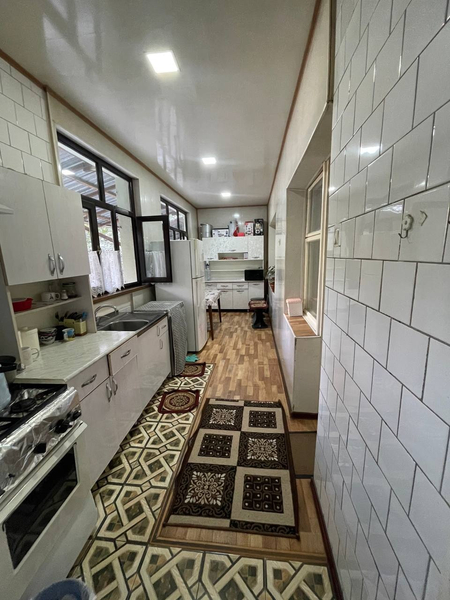 Продам 4 ком.квартиру на Сергели-8а