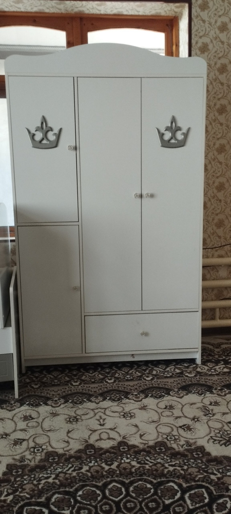 Продается детский кровать и шкаф