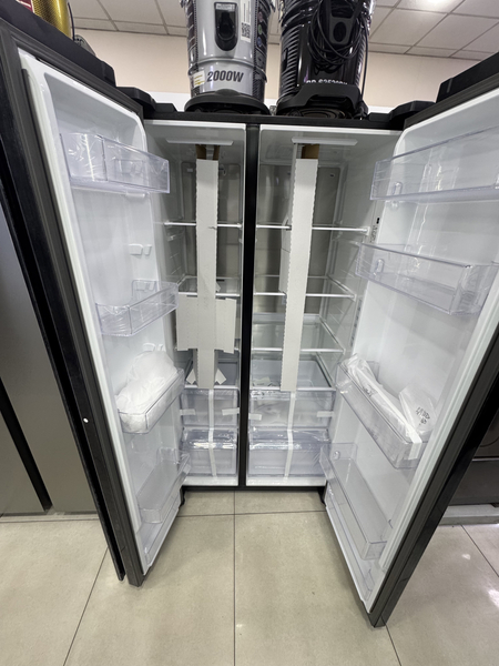 Холодильник Samsung RS62R50311L/WT