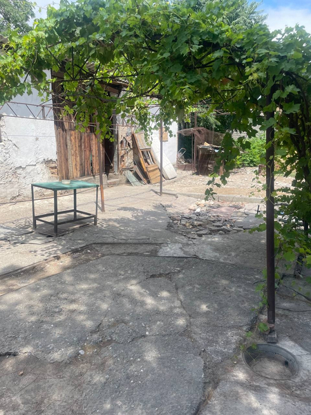 Продаю срочно землю 3 соток фасад 15*20 на Бектемирском районе