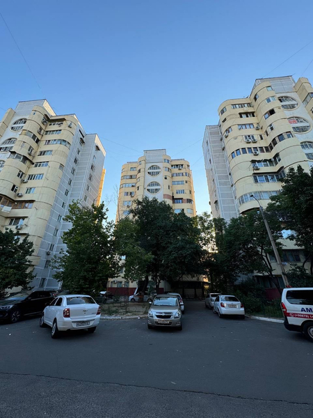 Mirobod sotuvda 3xon remont MVD Korzinka (157993)
