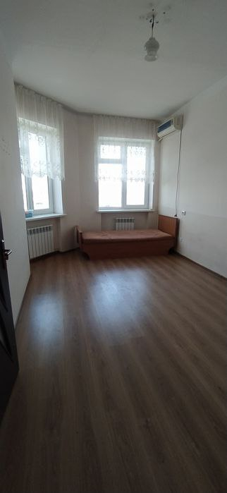 .Продано 1х2комнатную 45м2 хороший ремонт в Сергели 6А новостройка 50$