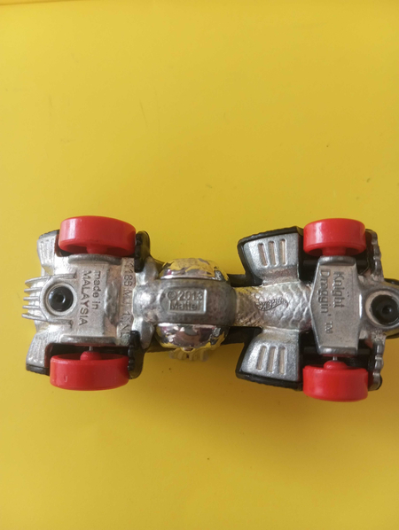 Hot wheels Knight Draggin, 2013 г.