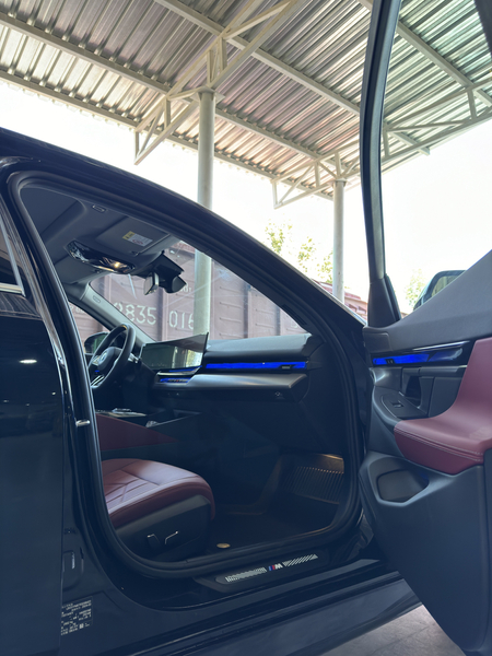 BMW i5: eDrive 35L M Sport 567km; в наличии