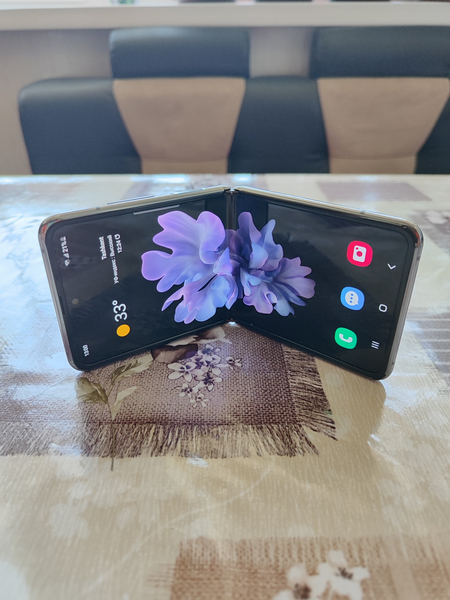Samsung z-flip 5g идеал