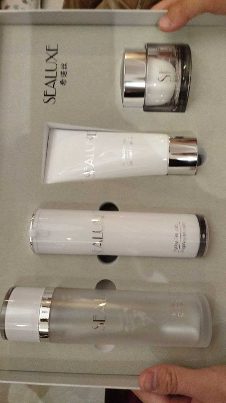 Sealuxe Cenesis set - набор косметических средств