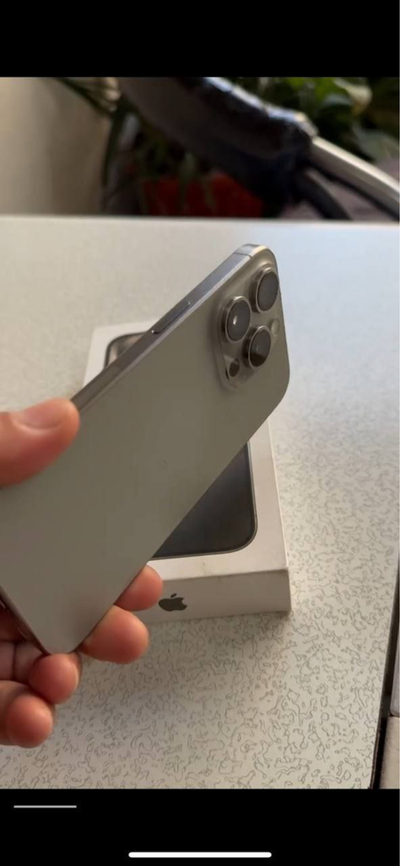iPhone 15 Pro 256Gb