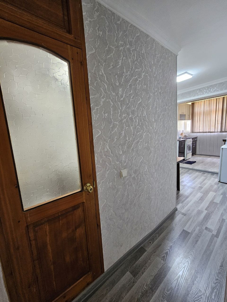 Фрунзе 2х квартира  сотилади