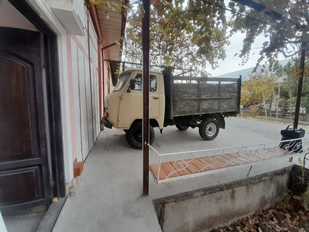 Uaz sotiladi tezda...