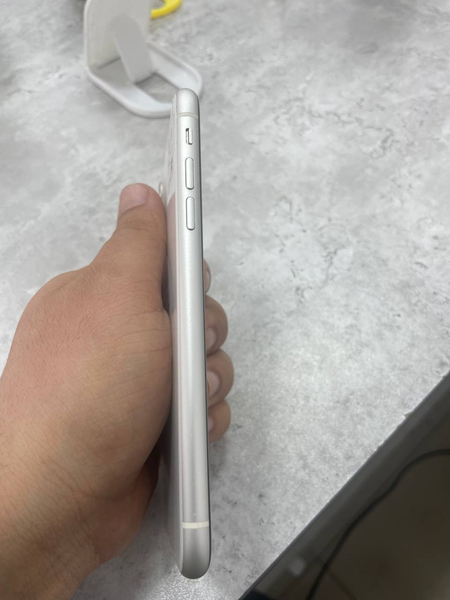 Iphone 11 nasiya savdogaham bor