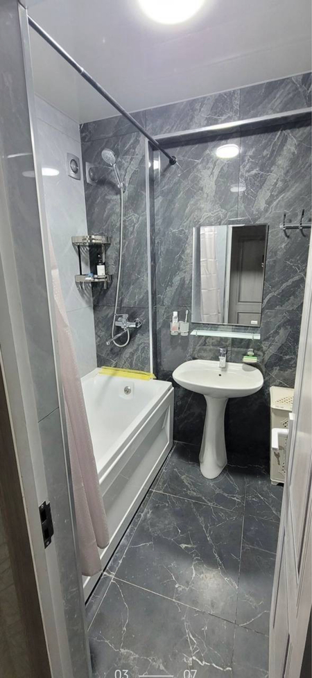 Сдается 3х ком квартира Метро Ойбек Улица Нукус Piramid tower