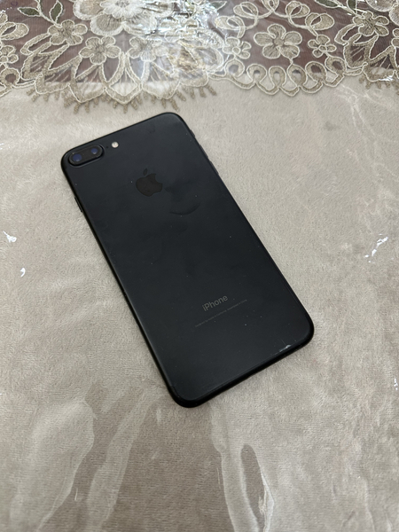 Продаётся iPhone 7 Plus на 128 GB