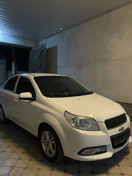 Nexia 3 avtomat sotiladi
pNexia robegi 60000 
propan 4-pokoleniya gazi