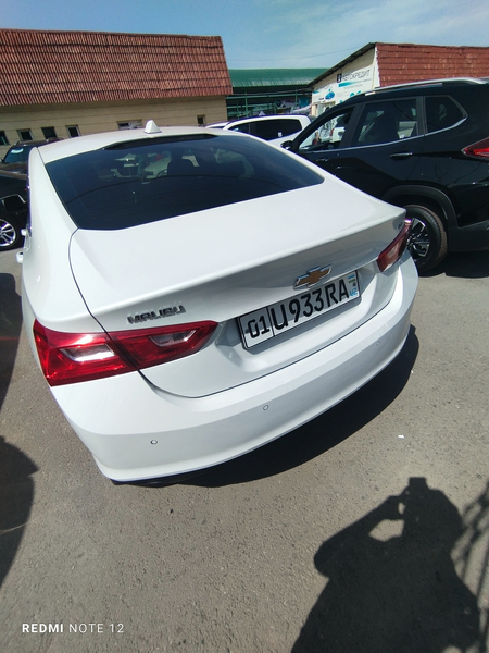 Malibu 2 LT oq kraskasi toza