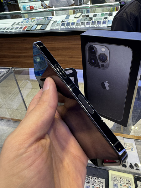 iPhone 13 Pro LLA