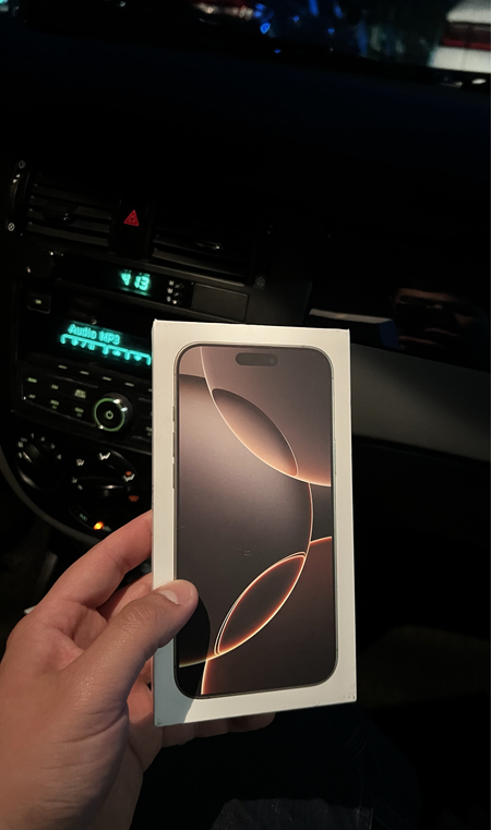 Iphone 16 pro max gold