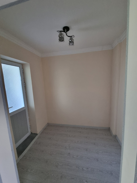 Продаётся собственный квартира/4/5  2в3 комнаты Чиланзар 7  балкон 2×