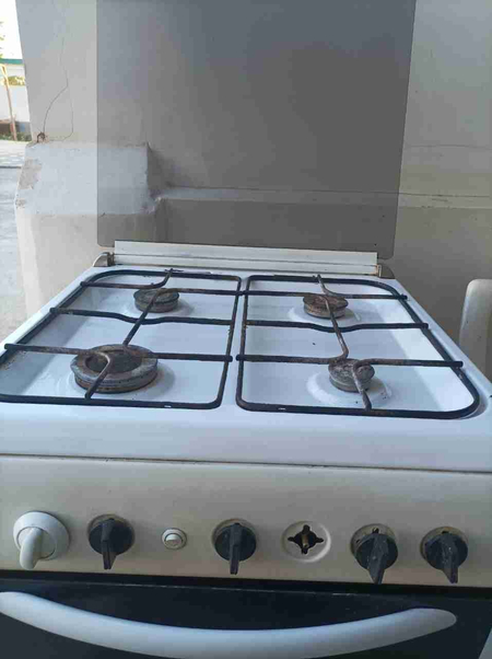 Gaz plita narxi  700000