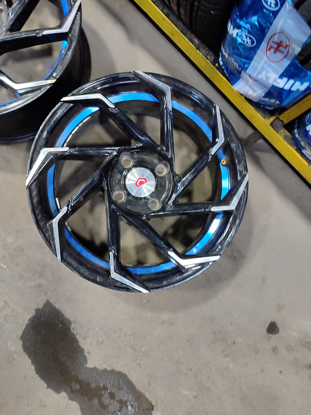 Vossen burama diska holati ideal 15r 4/100
