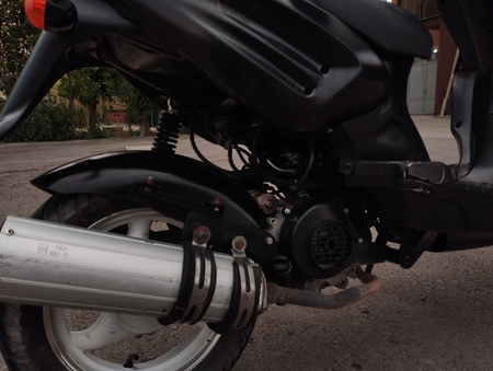Продам скутер Racer 80