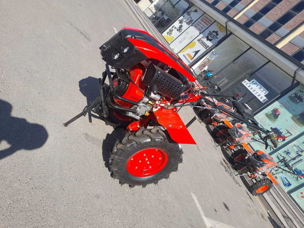 Motoblok zubr 190, motokultivator. mahalla orqali kredit