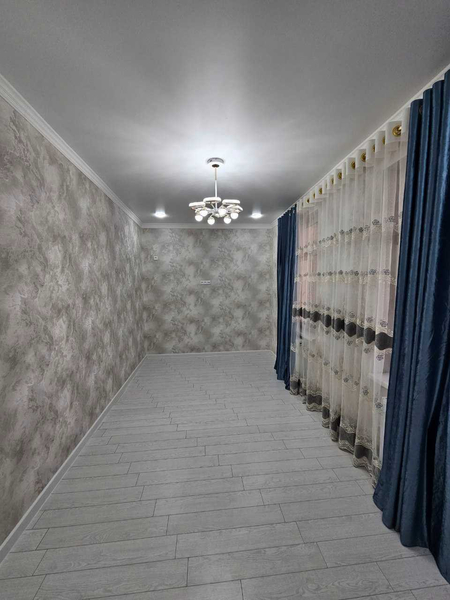 2 xonali 70m² 4-qavat uy sotiladi