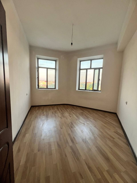 Andijon prospekt dom ijaraga  
Prospekt 6-etaj 2xona 
150$+800ming xiz