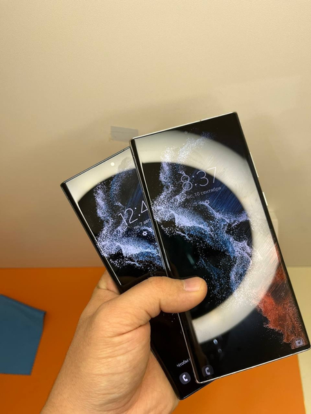 Samsung galaxy s22 ultra holati yaxshi 12/256gb