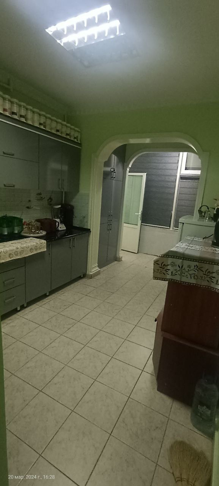 Срочно Продаётся квартира , 1-Этаж - можно под Офис