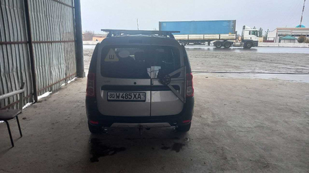Lada Largus Kuros