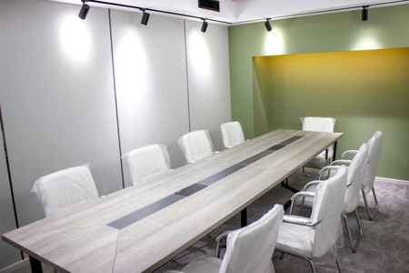Продается нежилое помещение Ориентир: Ул. Карасарой  264м2