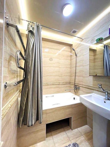 Аренда квартиры Ц4 Шедевр, корзинка 3ком/6этаж 80кв.м
