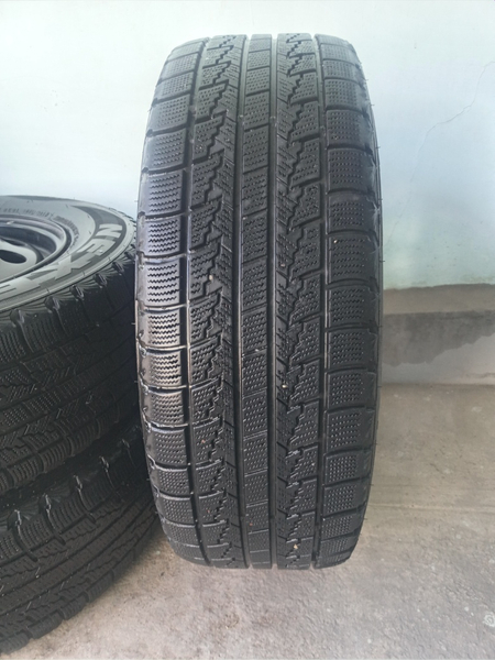 Балон Корейски  Nexen с дисками 205/65 R15