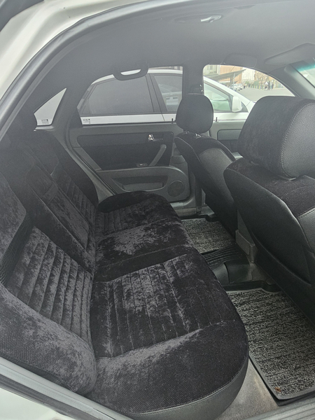 Продаю свою Chevrolet Lacetti 2010 года