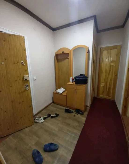 срочна Горит аренда 3 комнатная квартира за 300$ ID SH 426
