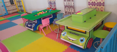 Labirint   bolalar maydonchasi