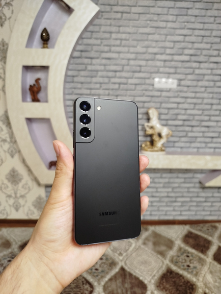 Samsung s22 plus 256 gb xotira, xolati zo'r