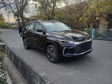 Срочно продаётся Tracker premier