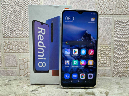 Продам телефон REDMI 8 64/4