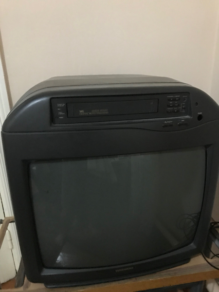 Телевизор видеодвойка Daewoo