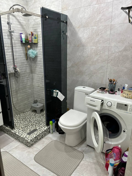 Квартира в центре Sh.Rustavelli  2x комнатная передел. в 3х пл.72кв.м