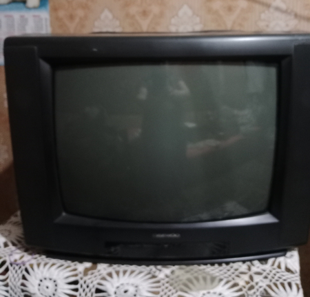Телевизор в хорошем сост.