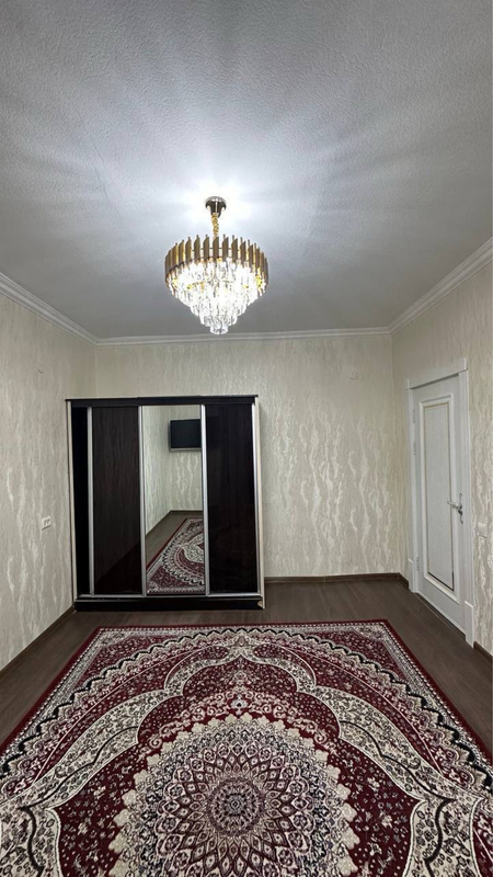 Продается 1 комнатная квартира по улице Титова площадью 28 кв.м.