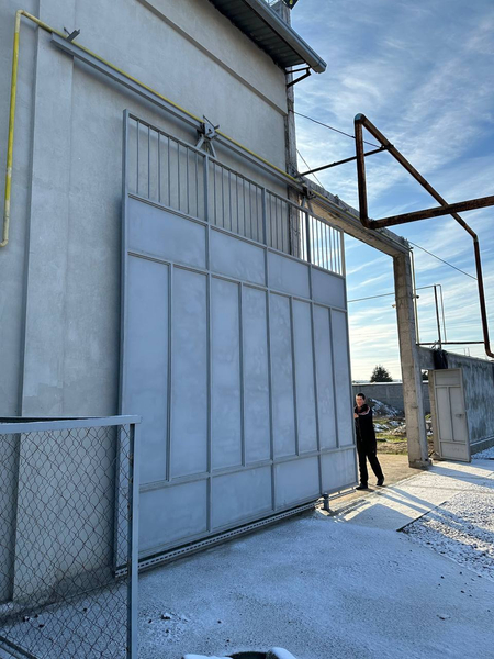 Продается Своя Промышленная база новая  50 соток Рынок  пиломатериалов