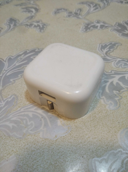 Зарядное устройство Apple (5V).