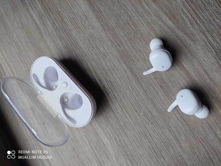 Airpods Y30 sotiladi
