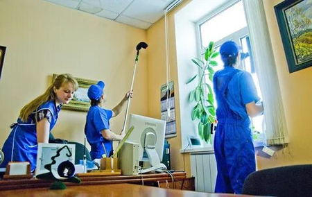 Уборка и клининг услуги только качественно и на совесть.